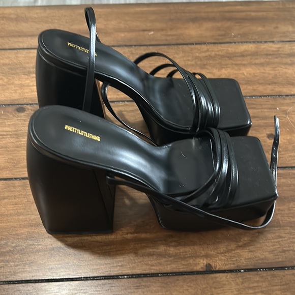 PrettyLittleThing | Shoes | Platform Chunky Heels | Poshmark